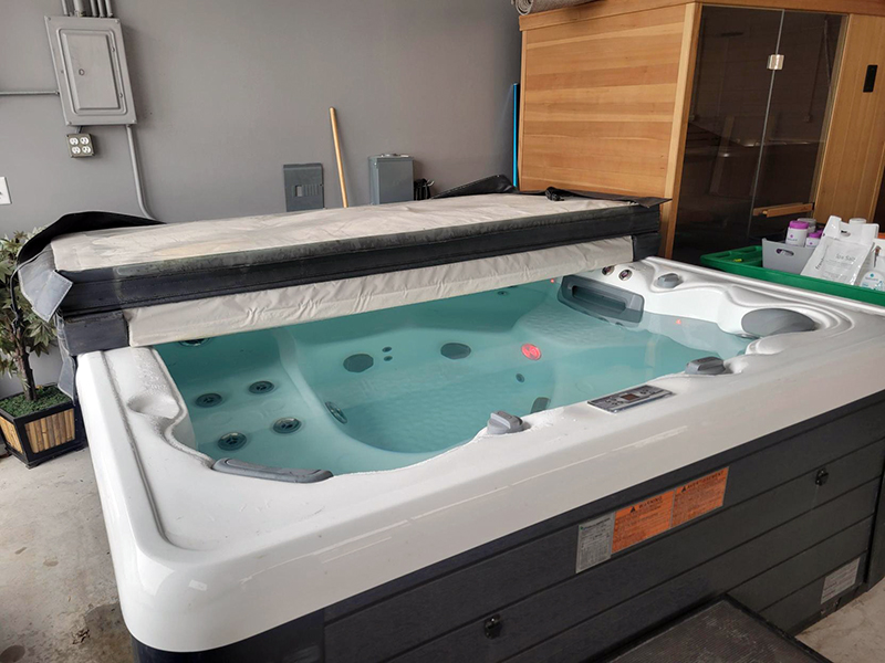 Pre-Owned 2023 Laguna - Combined Pool & Spa