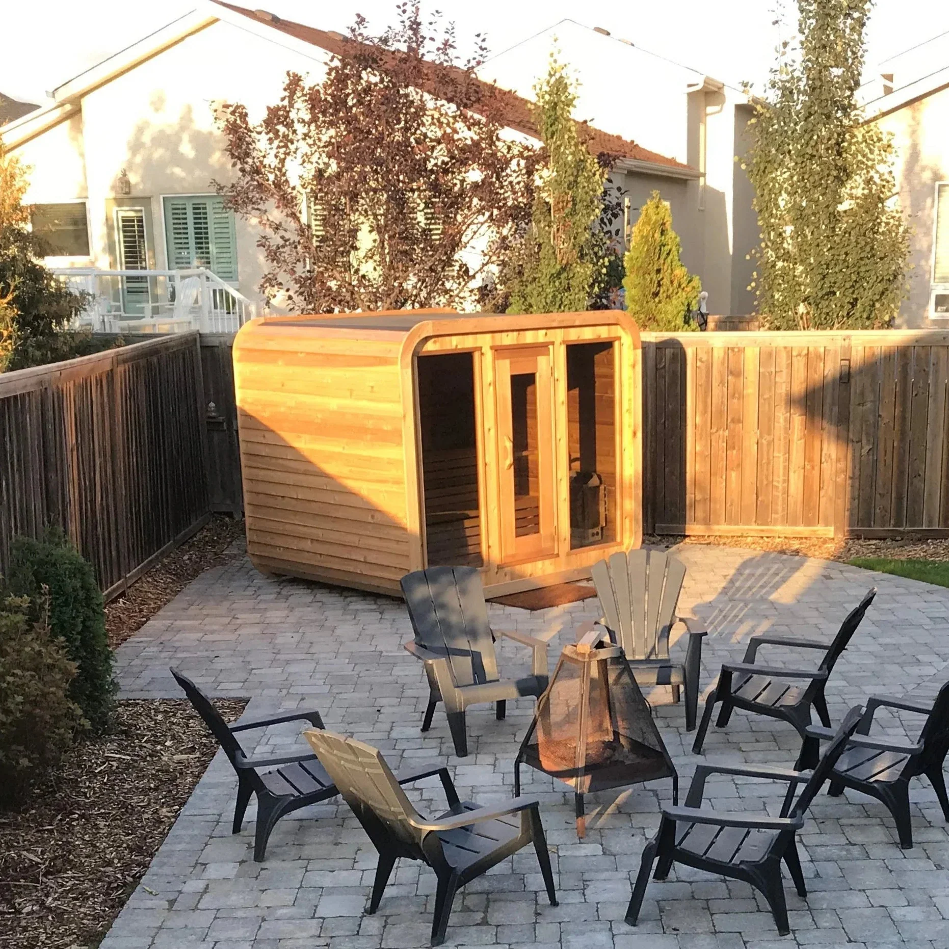Haven Traditional Outdoor Sauna - Combined Pool & Spa